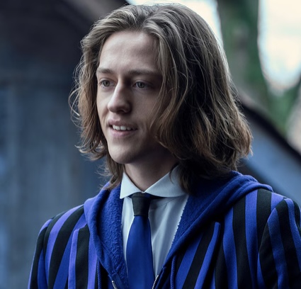 Xavier Thorpe Hilang dari Season 2 ‘Wednesday’, Netflix Ungkap Alasan ...