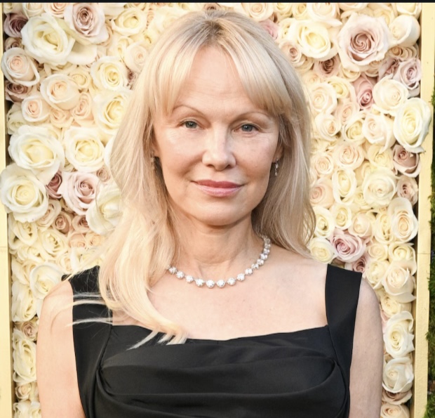 Pamela Anderson Tampil dengan Rambut Merah Drastis untuk Peran Film Baru