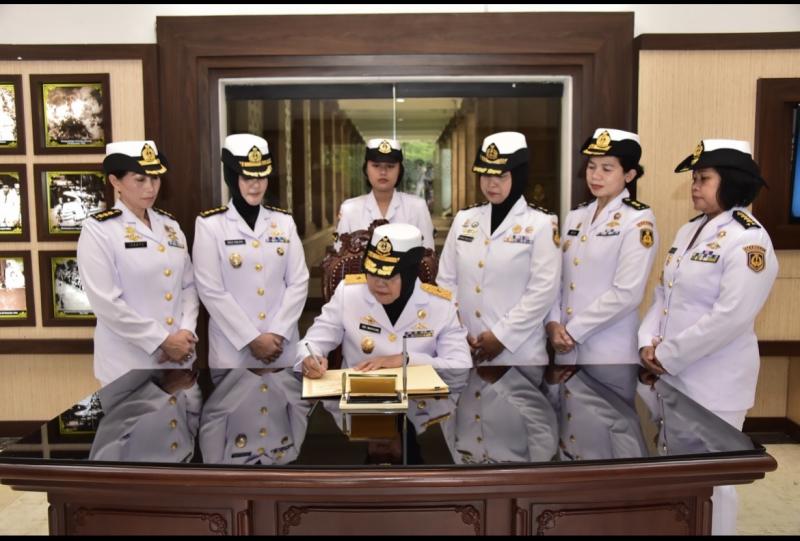 Peringati HUT ke-63, Kowal Ziarah ke TMP Kalibata sebagai Wujud ...